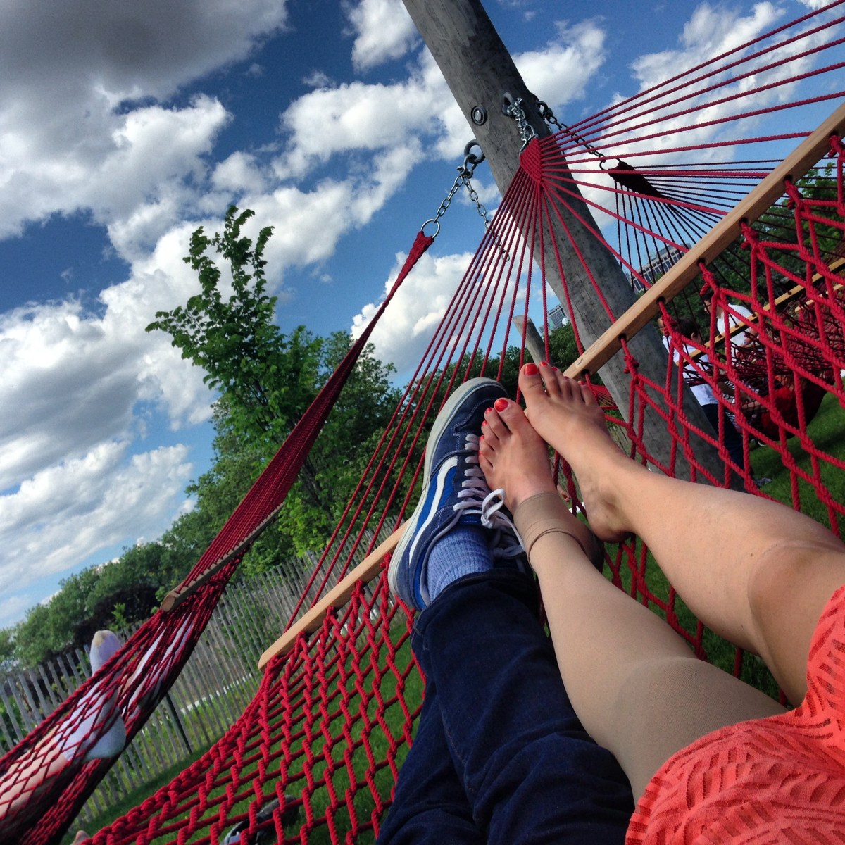 Today in Fashion — Rocking the One Legged Sock | Fight Deep Vein Thrombosis